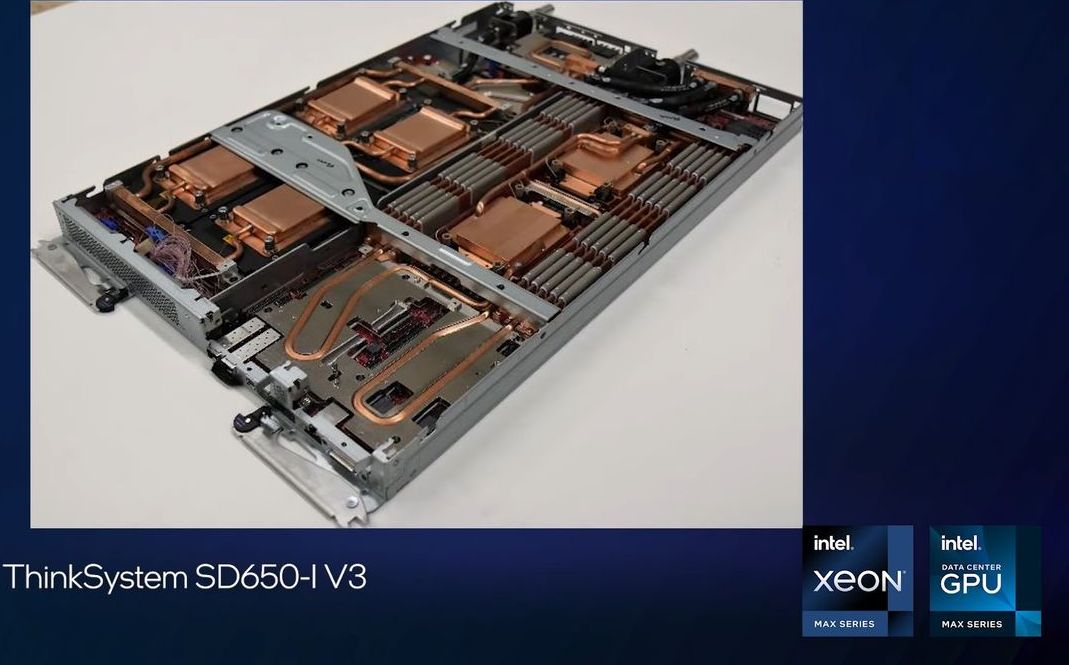 提供PCIe與OAM外形，英特爾首款資料中心GPU產品問世 | iThome